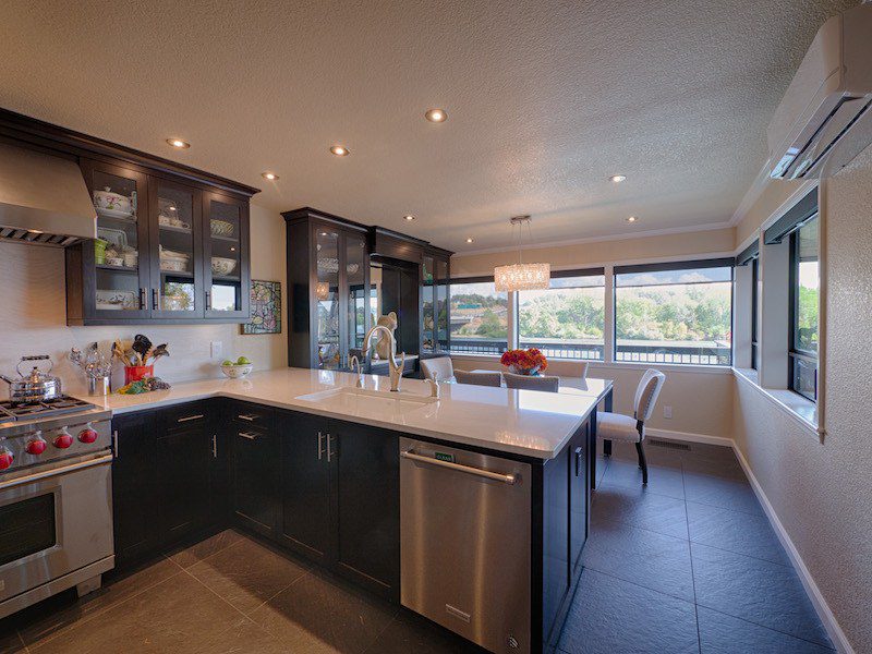 Chef's Riverside Kitchen - Remodel - Tina's Interior Design Resources